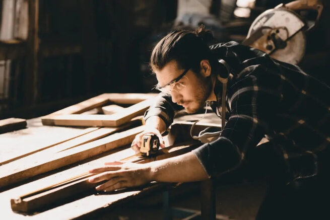 35 Essential Woodworking Tools and Their Uses: A Comprehensive Guide ...